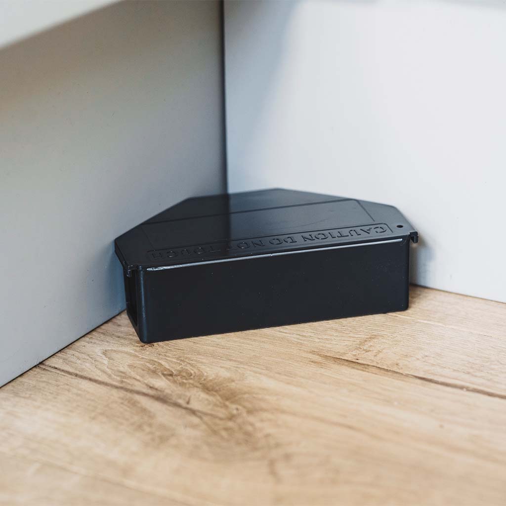 Deadfast Mouse Bait Stations - Rat & Mouse Control - Westland Garden Health