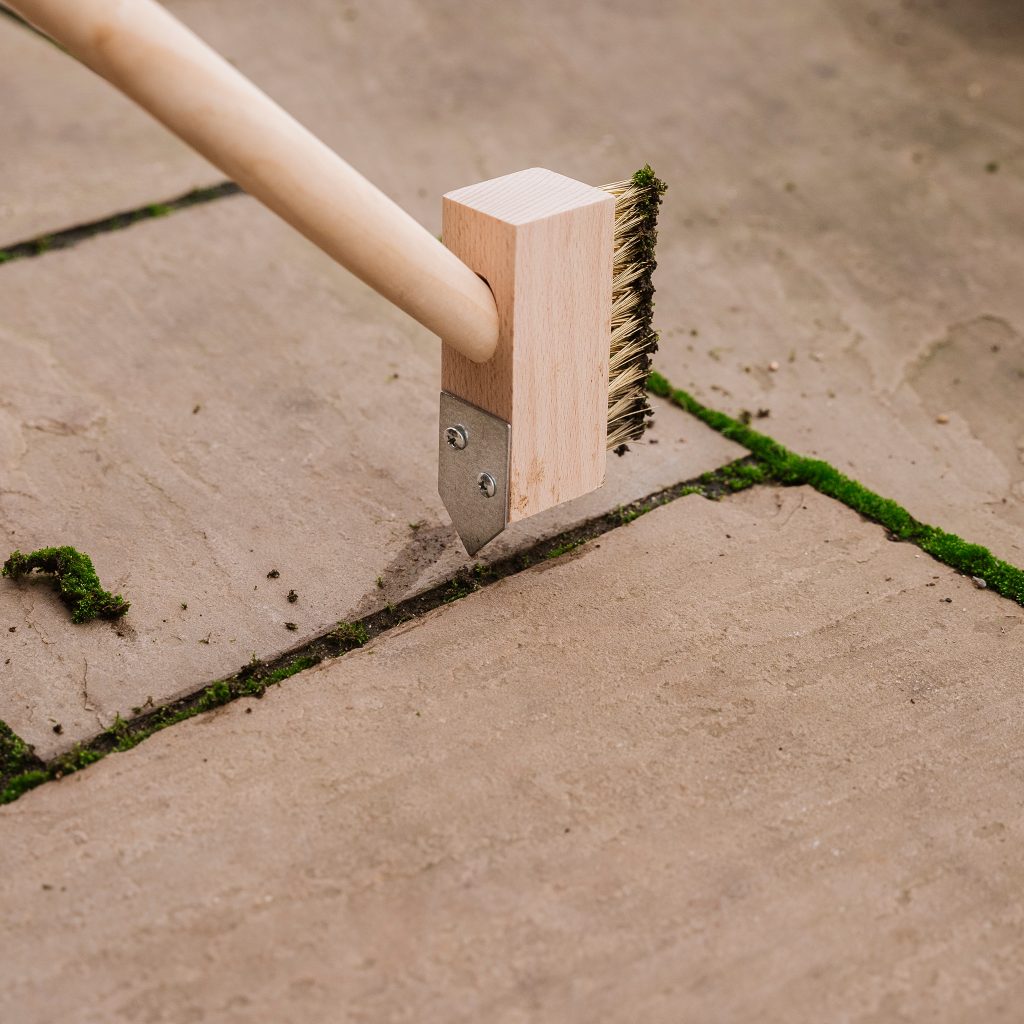 Gardman Patio Brush | Tidy - Westland Garden Health